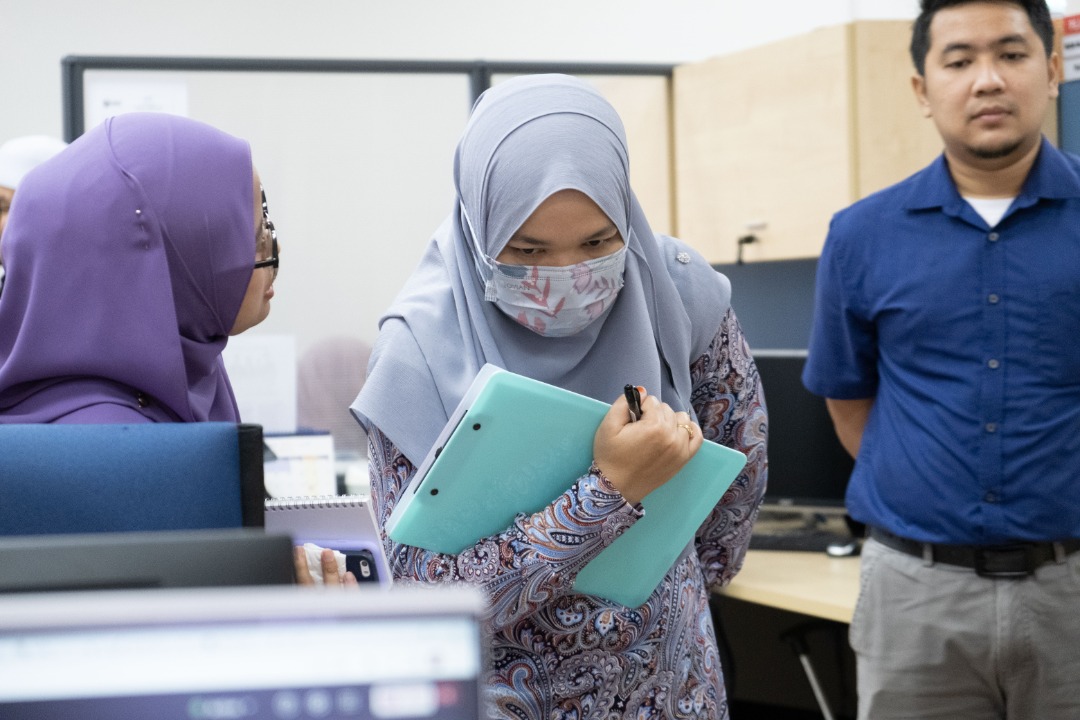 Masa: 10.00 AM - 1.00 PM